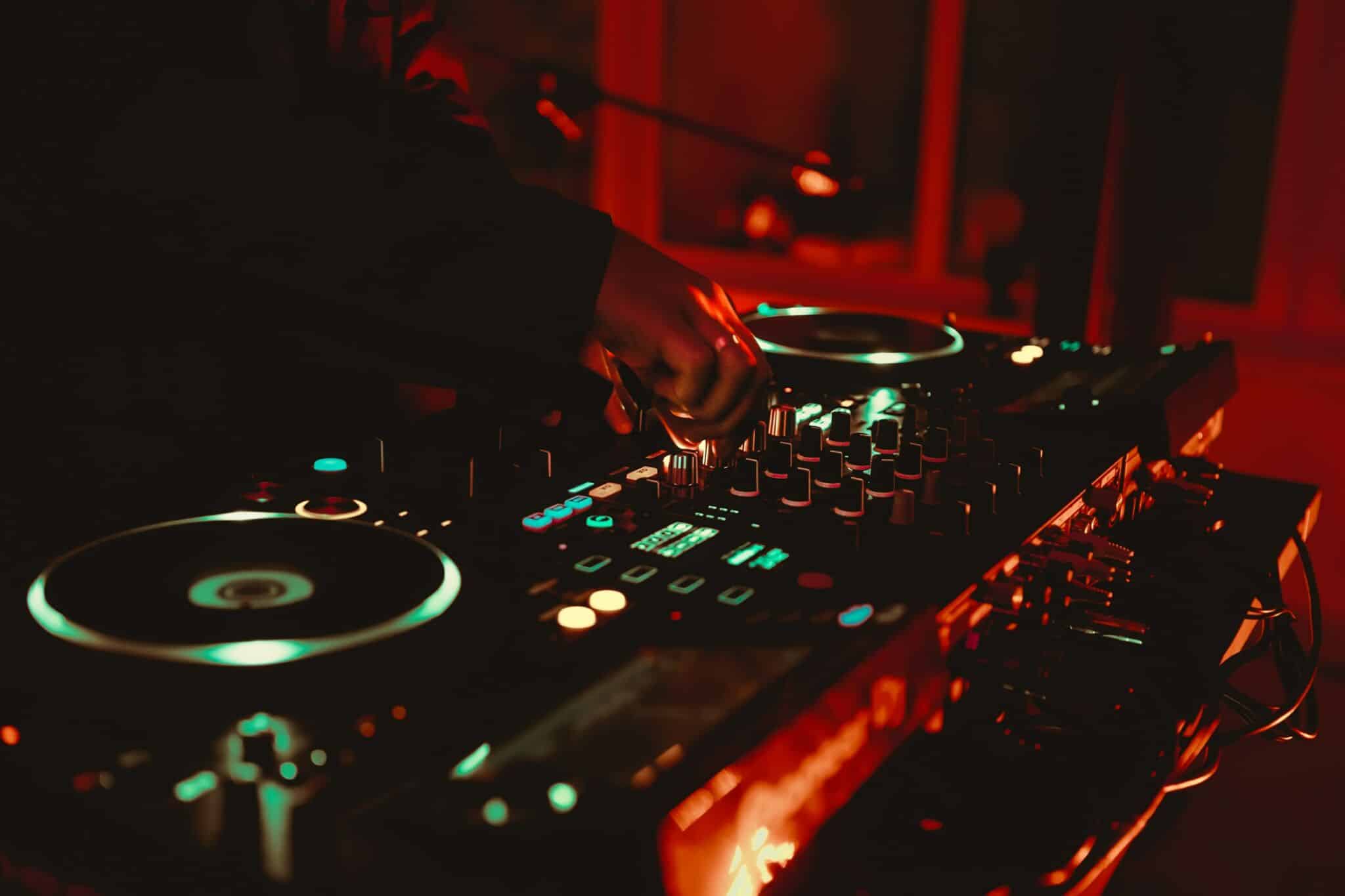 Client Story: Eagle Feather Entertainment - Business Link Client Story: Eagle Feather Entertainment - Business Link